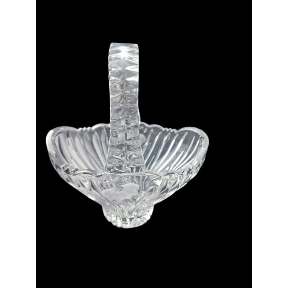 Princess House | Accents | Princess House Medium Crystal Basket | Poshmark